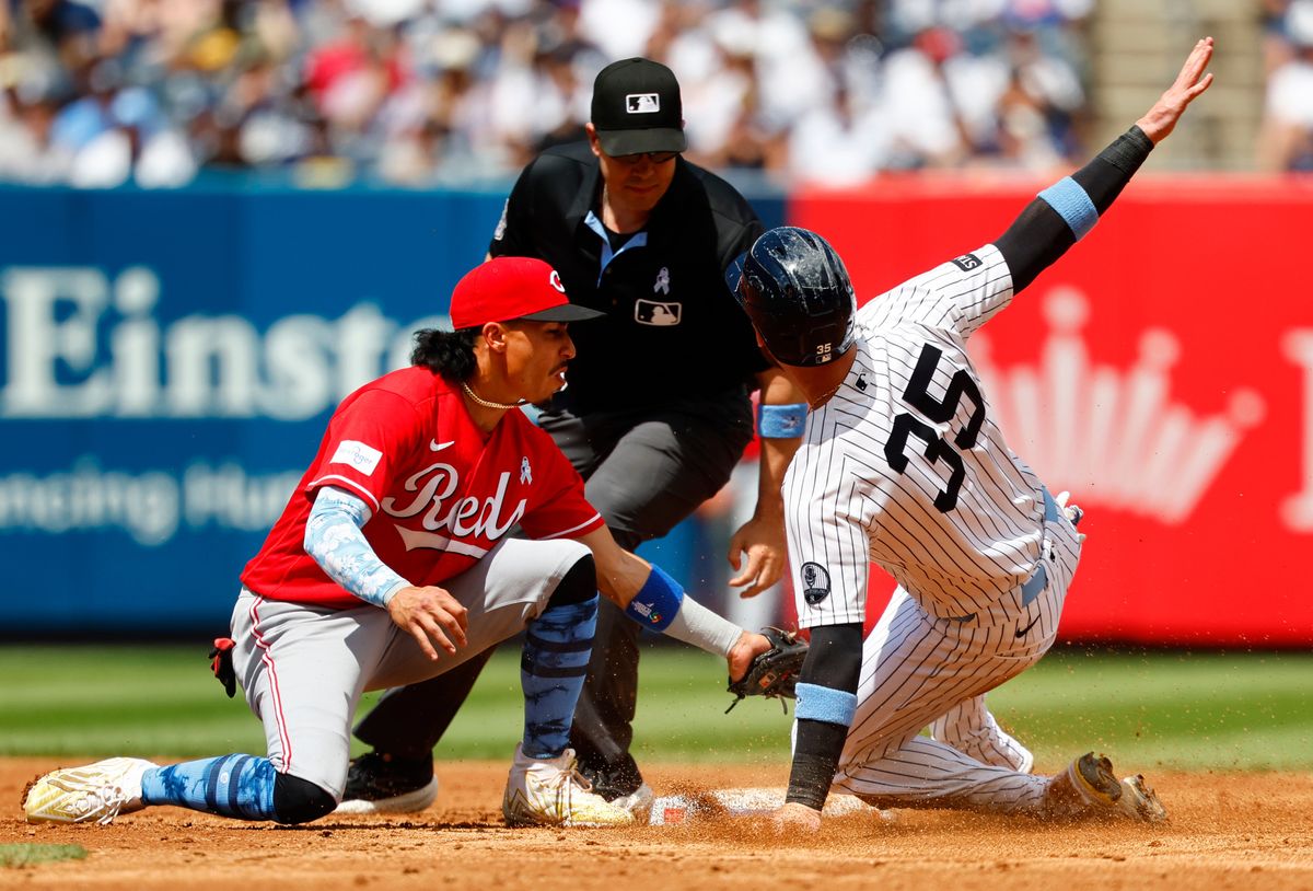 Burns wins 8th straight decision, Stephenson hits a 3-run homer, and ...