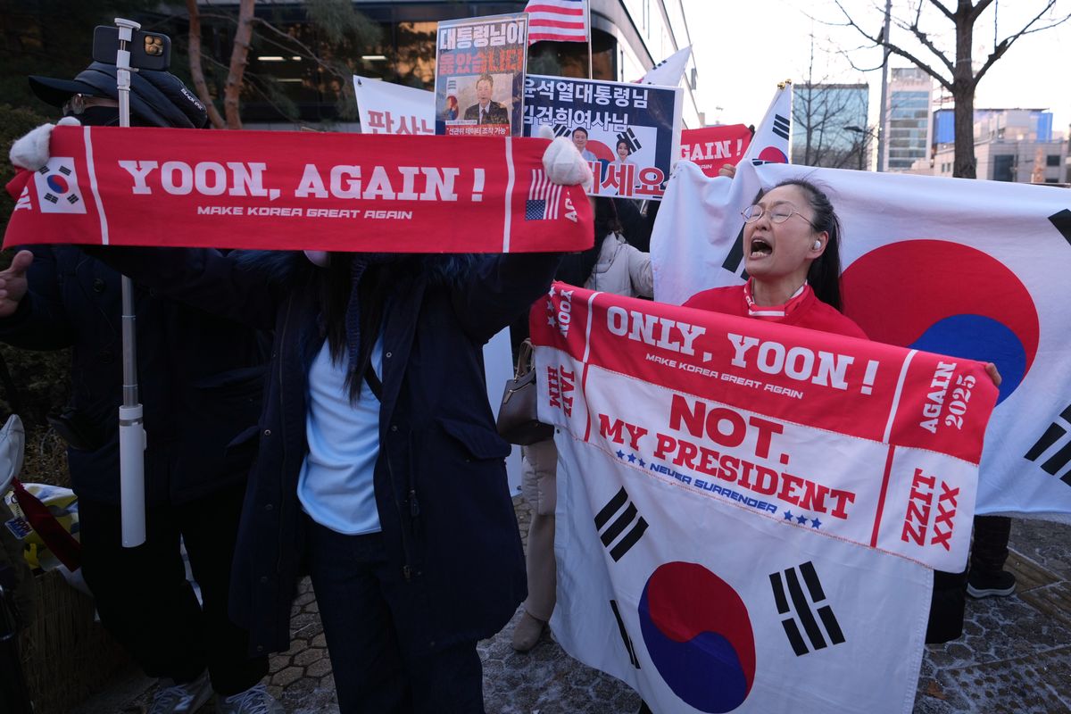 Death sentence sought for ex-South Korea leader Yoon over martial law ...