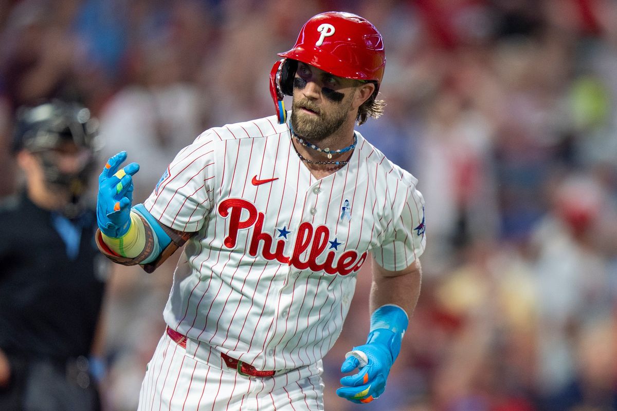 Schwarber, Harper homer again as Phillies beat Mets 6-2 to win series ...