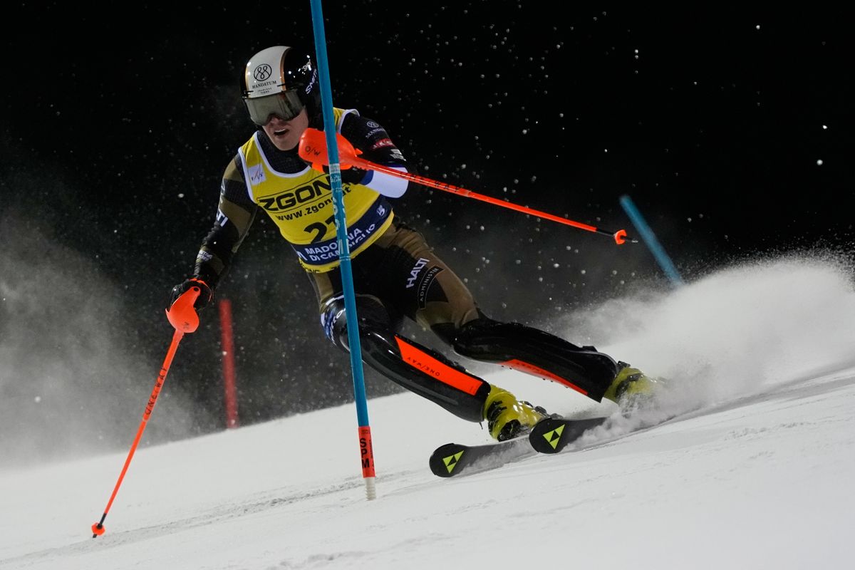 Finnish prodigy Hallberg leads night slalom: Can he end Finland’s World ...