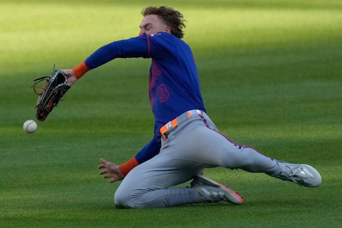 Suárez homers twice and drives in 6 to back Burns as Reds rout Mets 12 ...