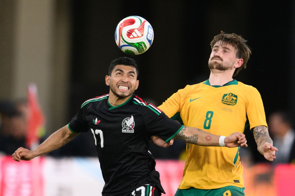 Vázquez’s first-half header lifts Mexico past Australia 1-0 in a World ...