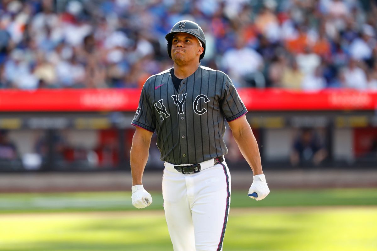 White and Harris lead the Braves to a 3-1 win over the Mets ...