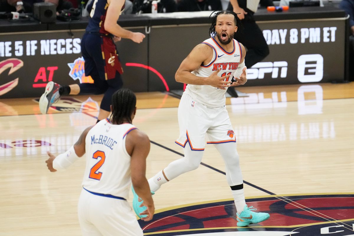 Jalen Brunson leads Knicks to NBA Finals, wins Larry Bird Trophy as ...