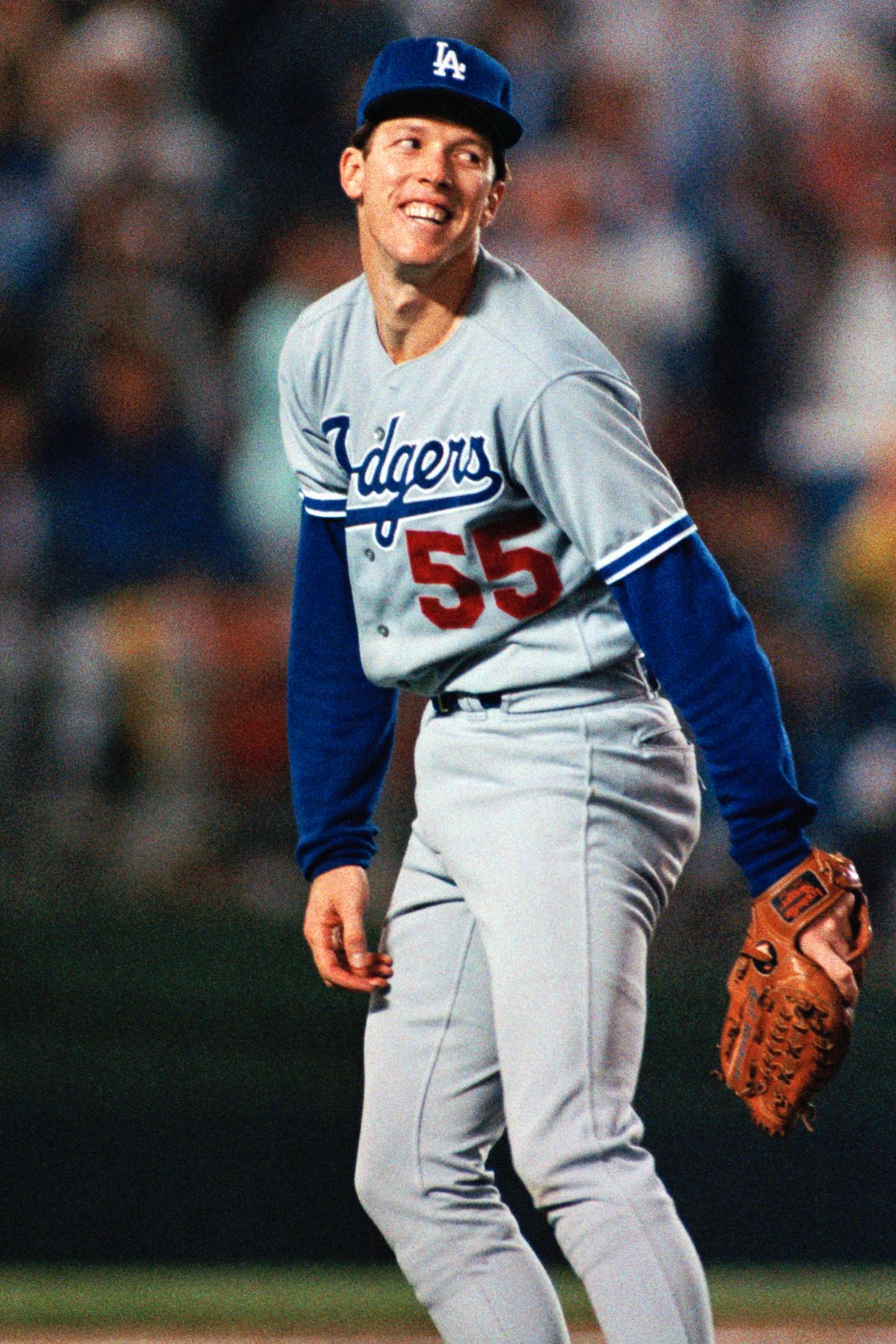Phillies ace Sánchez closes in on Hershiser’s MLB record with 44 2/3 ...
