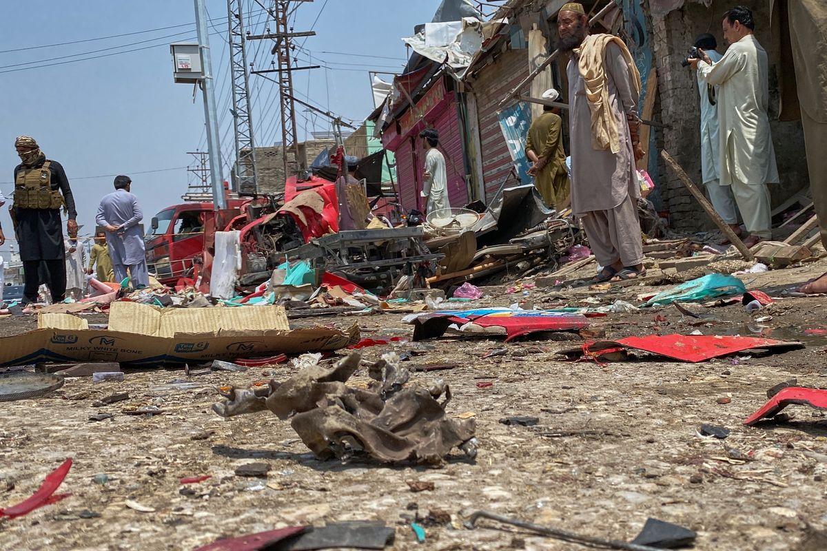 Bomb rigged to rickshaw explodes in Pakistan bazaar, killing 9 and ...