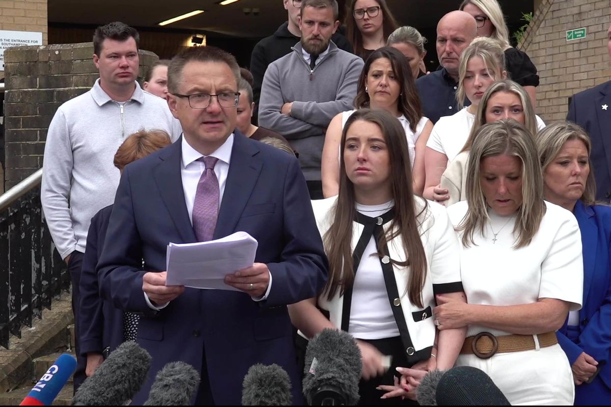 UK police handcuffed teen who died from stab wound in a case stirring ...
