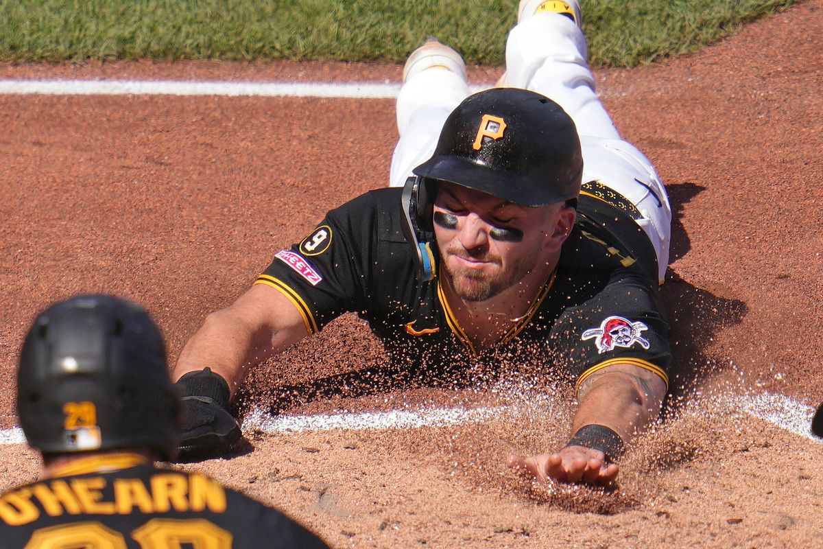 Spencer Horwitz hit by pitch with the bases loaded to lift the Pirates ...