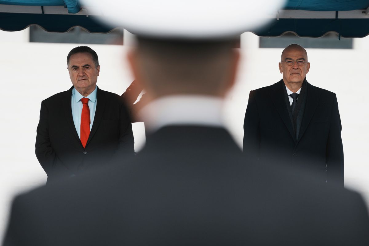 Israel will aid Greece in countering military drone swarms ...