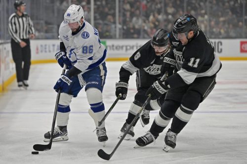 Cirelli, Goncalves key Lightning’s 3rd-period comeback for their 6th ...