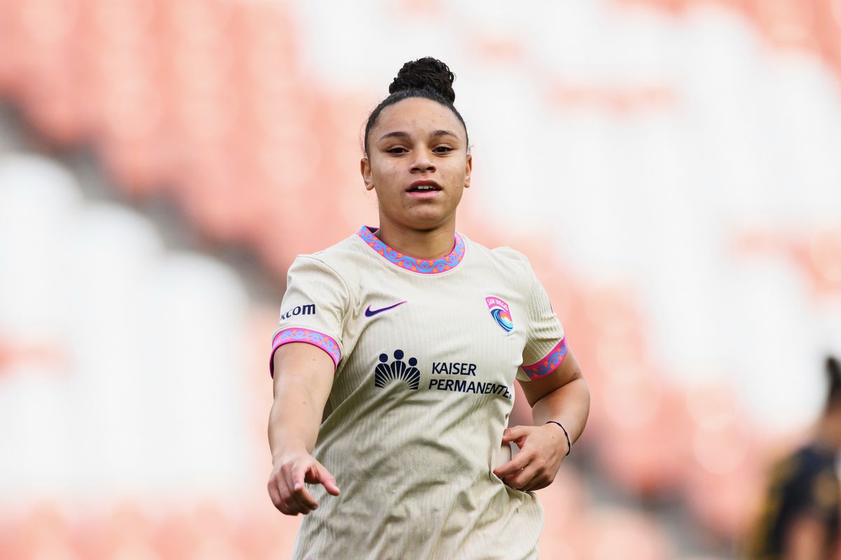 Dudinha leads Wave to 2-1 win over rival Angel City - myMotherLode.com