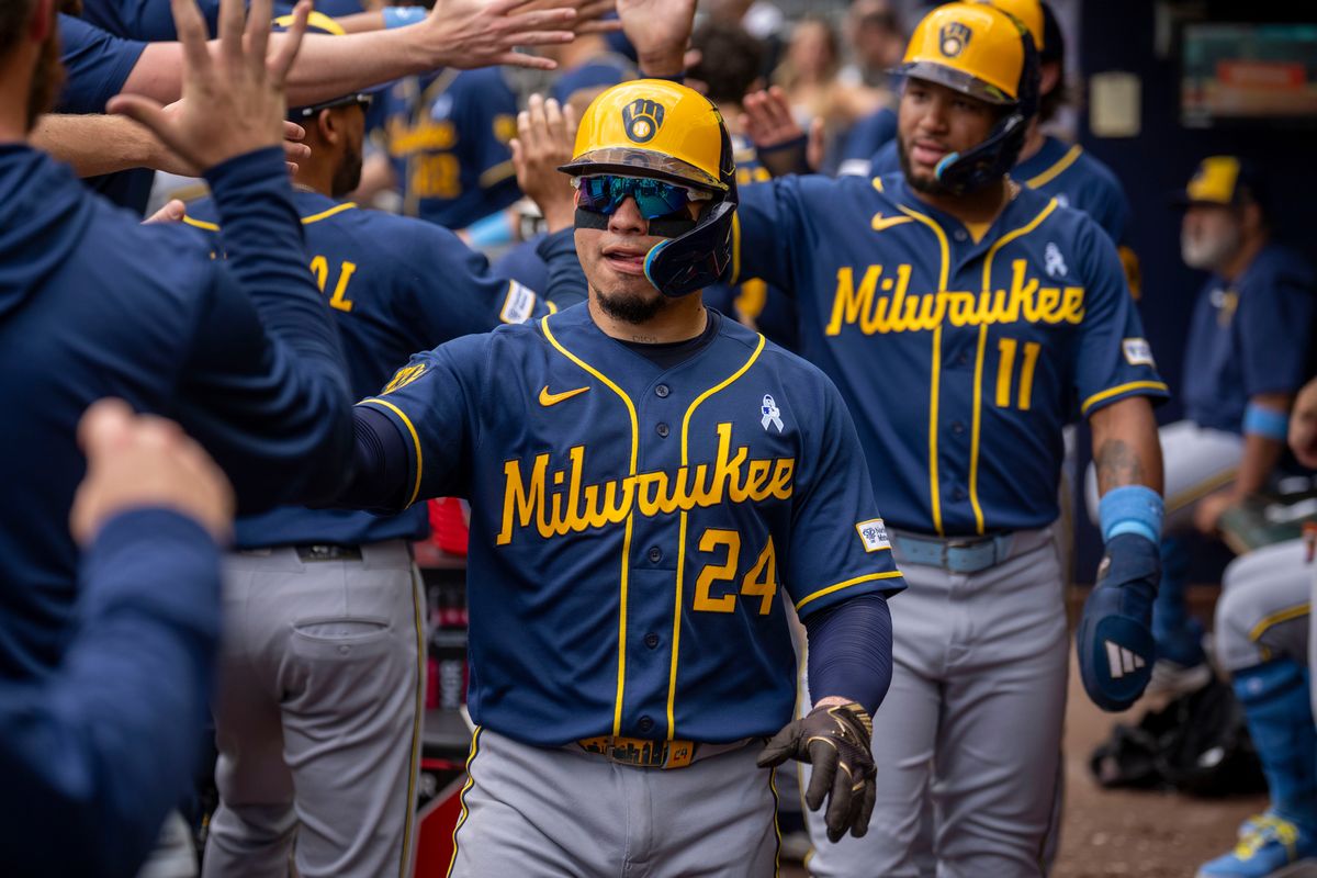 Contreras rips 3-run homer in 8-run inning as Gasser ends drought in ...