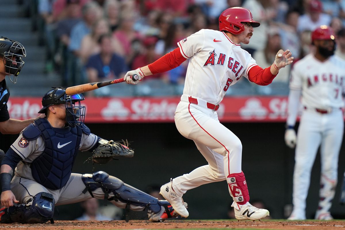 Angels score 5 runs in 2nd inning and ride Walbert Ureña’s scoreless ...