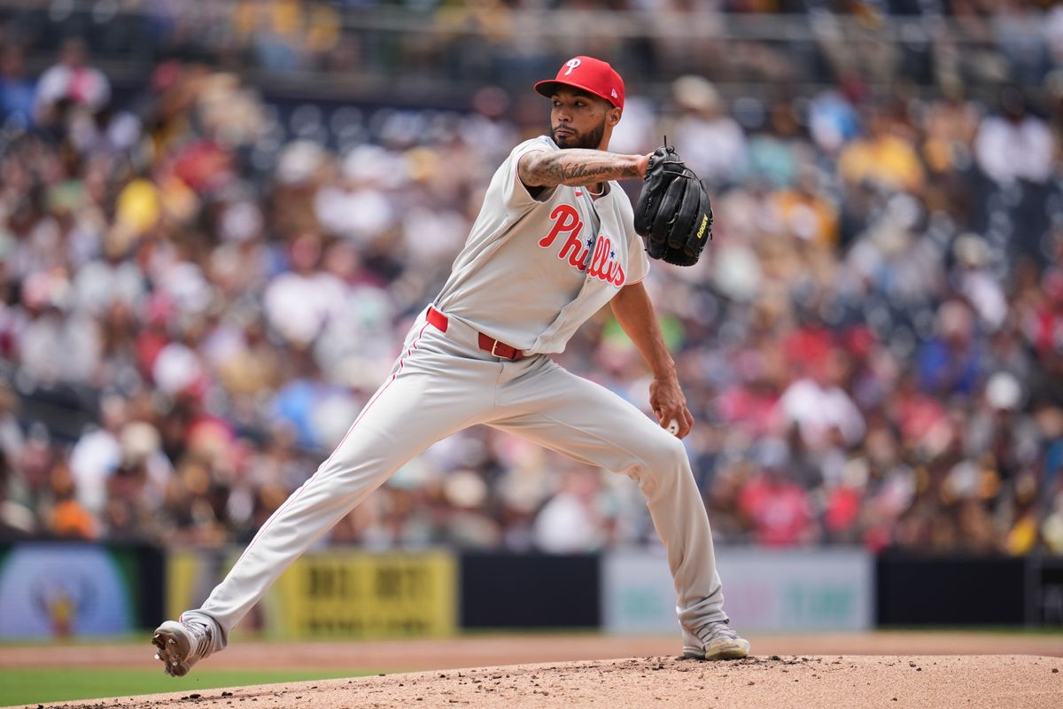 Phillies ace Sánchez closes in on Hershiser’s MLB record with 44 2/3 ...